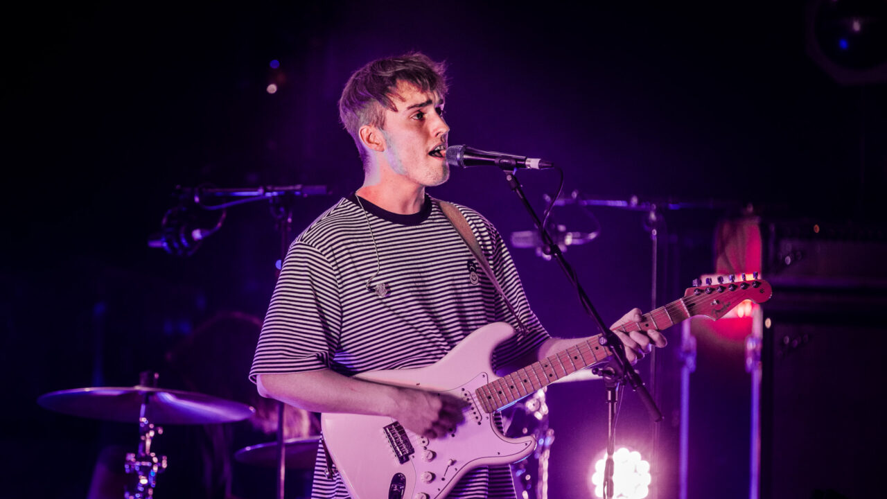 Win 3 tickets voor Sam Fender in Newcastle inclusief vlucht en hotel ...