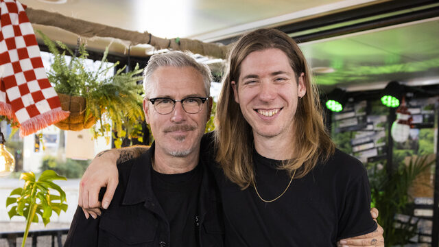 Eric Corton kwam langs in het Glazen Huis | NPO 3FM