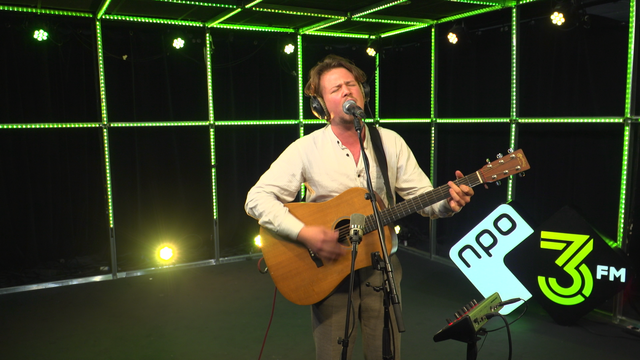 Oliver Pesch speelt 'Shelly' in de 3FM Live Box | NPO 3FM