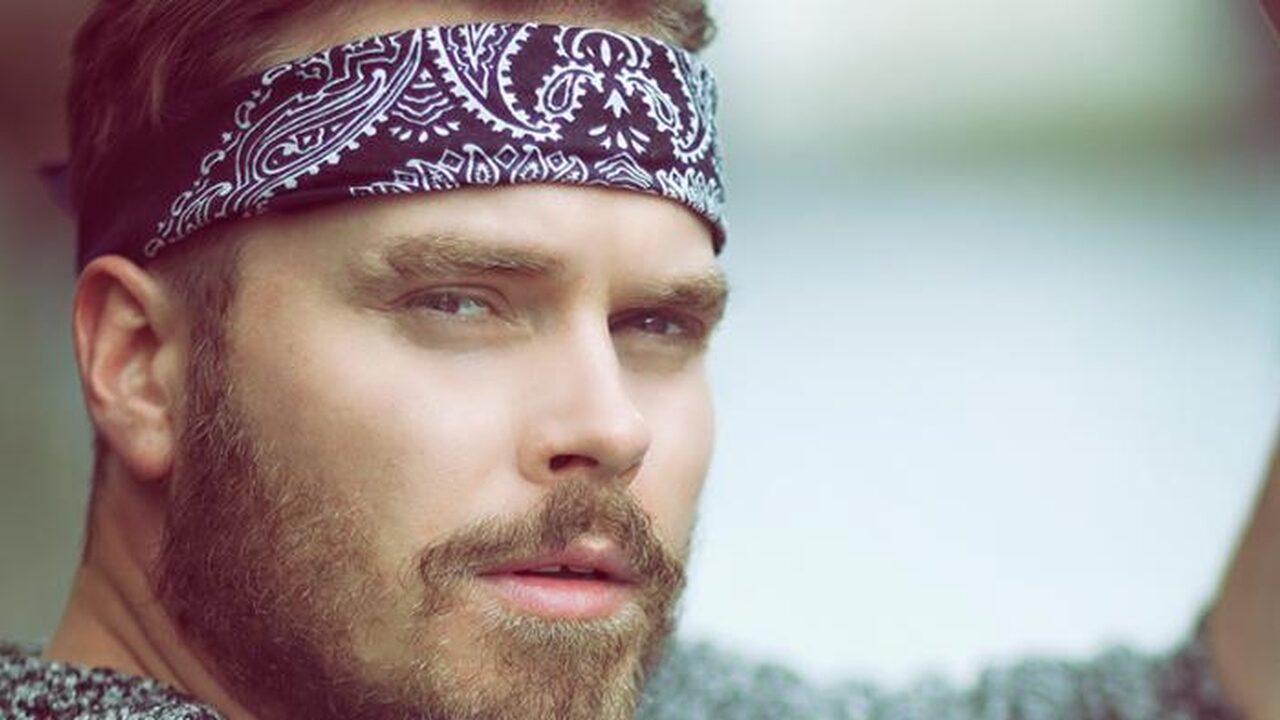 Wulf heeft derde hit in Mega Top 50 te pakken | NPO 3FM