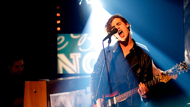 Lucas Hamming live in Dit Is Domien | NPO 3FM