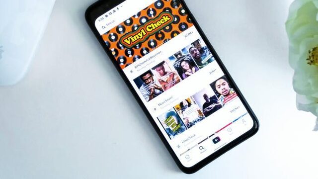 Waarom hoor je zoveel oude muziek op TikTok? | NPO 3FM
