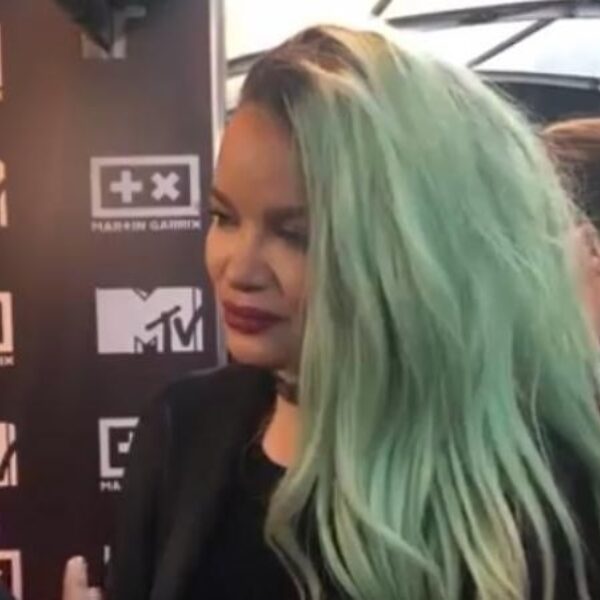 Eva Simons Hair Down