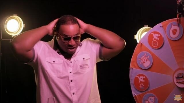 Funny: Supergaande voelt Lexxxus aan de tand over seksleven | FunX