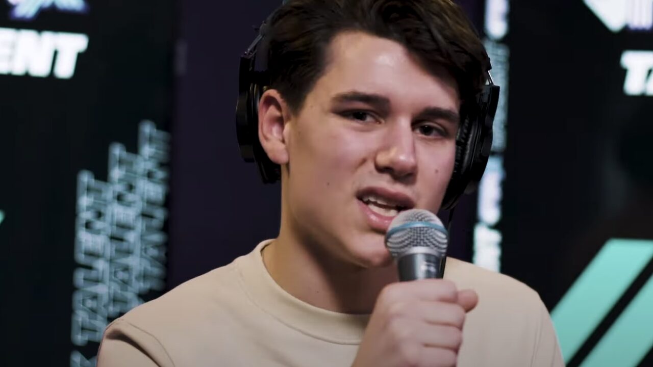 Nils toont enorme verbetering met zijn cover in tweede ronde van FunX ...