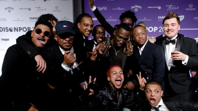 Tien jaar na New Wave: artiesten kondigen speciaal New Wave-concert aan ...