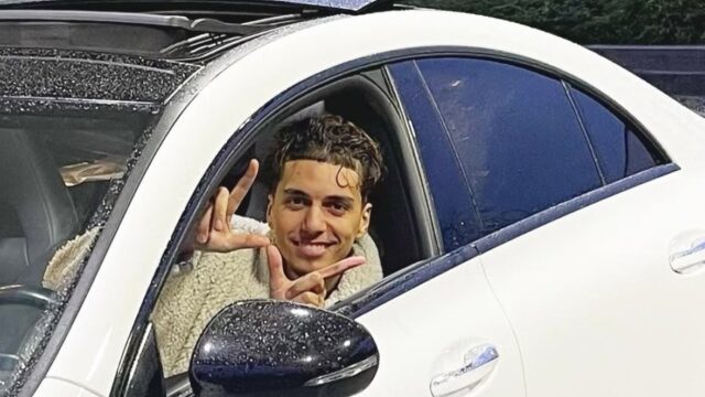 Streamer Isae aangehouden voor mogelijke brandstichting van eigen auto ...