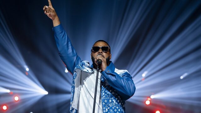 Mula B breekt AFAS Live af met optreden tijdens de FunX Music Awards | FunX