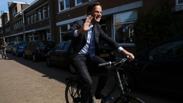 Vertrek Mark Rutte: dit zijn de reacties op social media | FunX