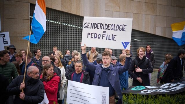 Podcast De Dag: hoe rechts-extremisme mainstream wordt | NPO Radio 1