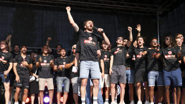 Almere-directeur John Bes kijkt uit naar avontuur in eredivisie | NPO ...