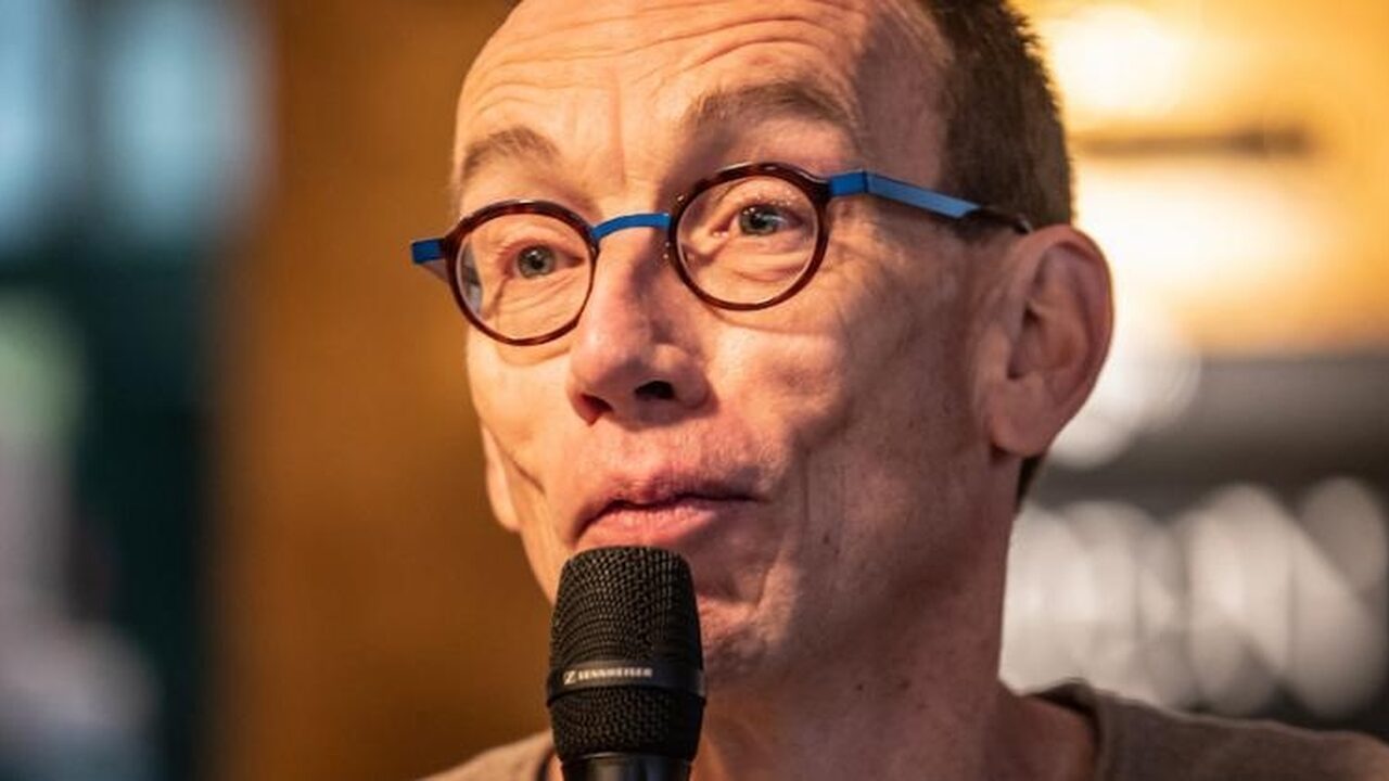 Dolf Jansen maakte zich het afgelopen jaar over veel dingen druk | NPO ...