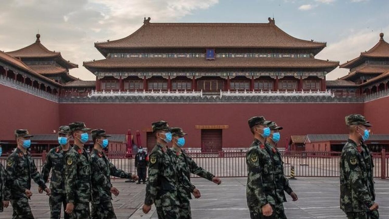 In 2049 wil China het machtigste land ter wereld zijn | NPO Radio 1