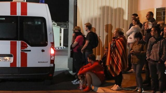 Step Vaessen vanuit Wit-Rusland: 'Ik zie hier de snipers op het dak ...