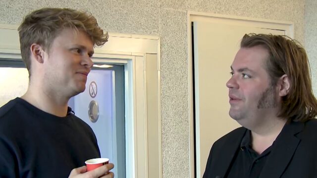 Bureau Sport: 'Benieuwd hoe schaatsende neef rapper Donnie zich staande ...