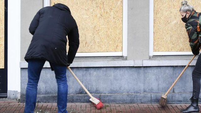 Wat beweegt jongeren om te rellen en plunderen? | NPO Radio 1