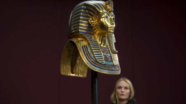 Waar komt onze fascinatie voor farao Toetanchamon vandaan? | NPO Radio 1