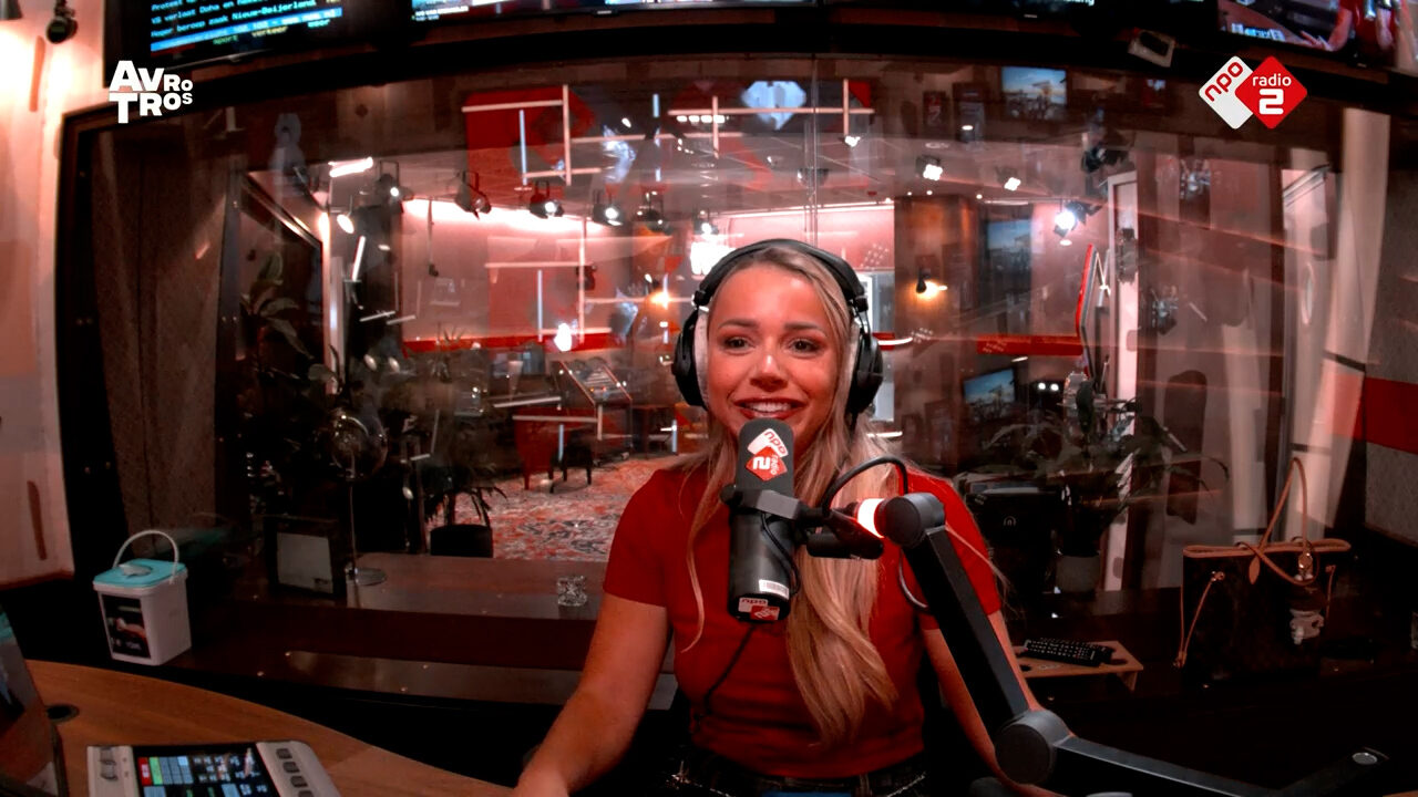 Emma Heesters opgelucht om terug te zijn na bizarre periode | NPO Radio 2