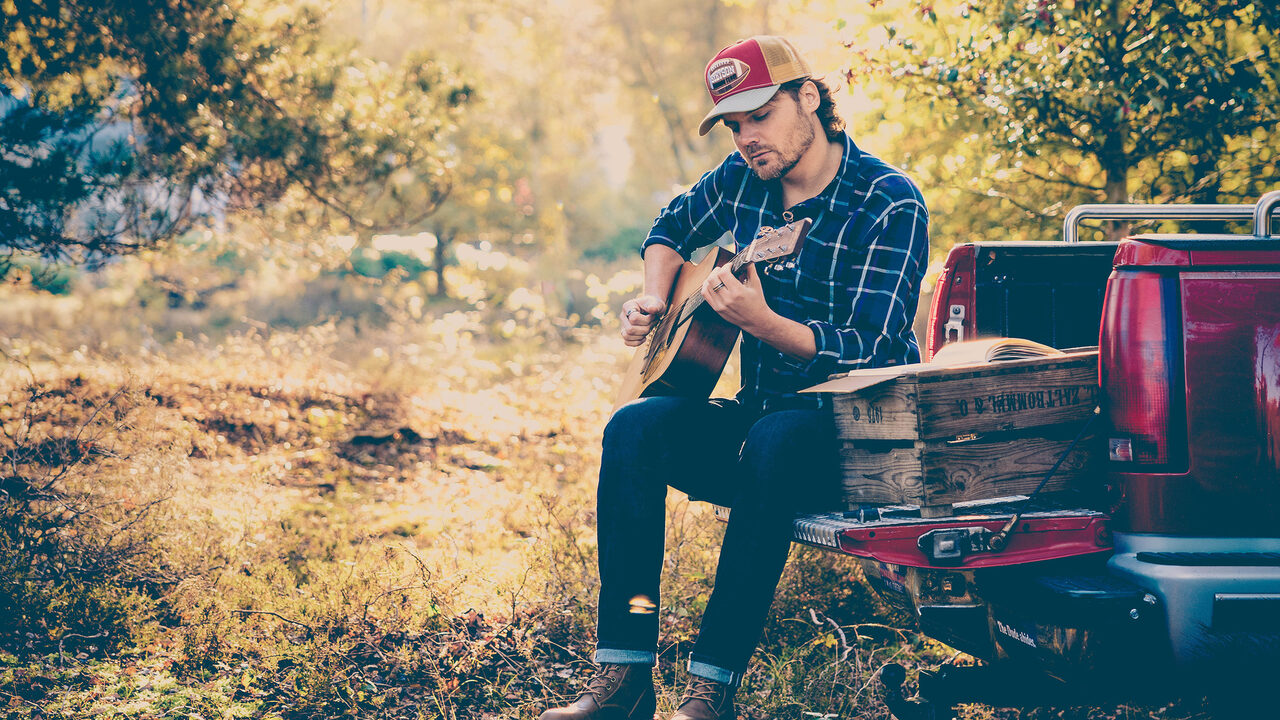 Alleskunner Christon vertelt over zijn uiteenlopende muzikale carrière ...