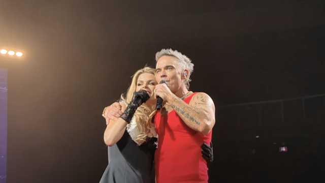Davina Michelle zingt duet met Robbie Williams in Amsterdam | NPO Radio 2