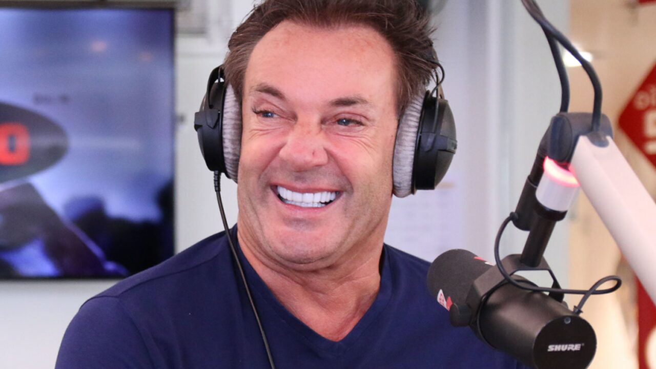 Gerard Joling is jarig en mag als cadeau zijn eigen plaat aanvragen ...