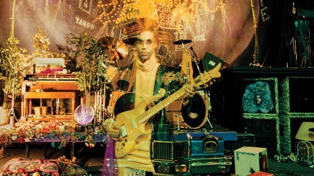 Simone Walraven interviewt Michael Howe, Hoofd Archivaris van de Prince ...