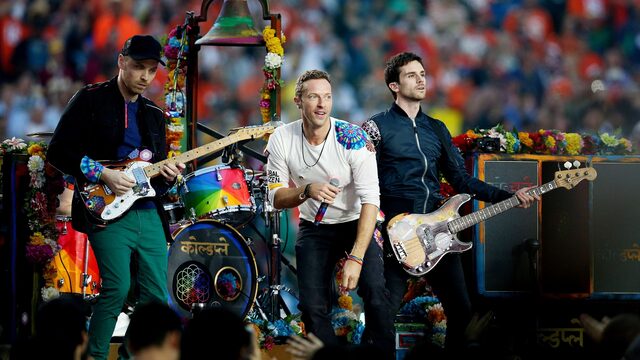 Coldplay gaat samenwerken met Nederlandse The Ocean Cleanup | NPO Radio 2