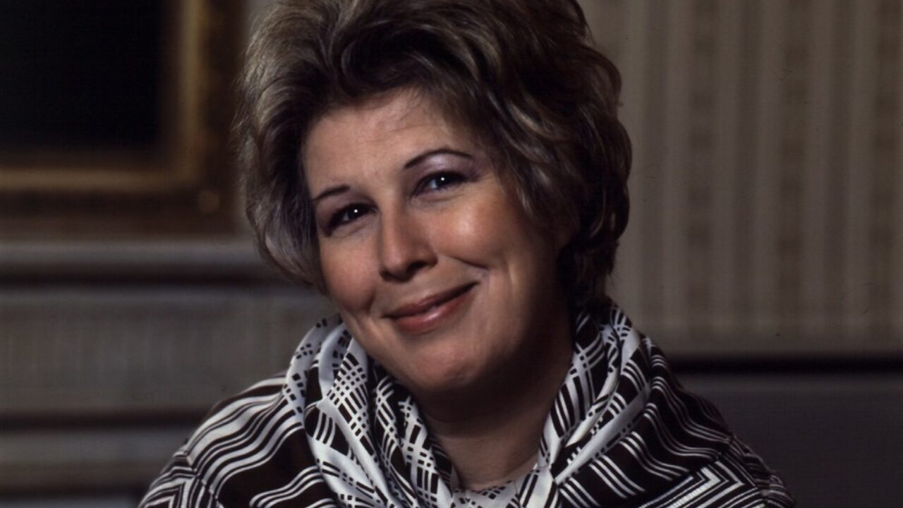 Holland Festival 1977: Gundula Janowitz, sopraan en Irwin Gage, piano ...