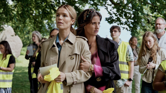 Deze muziek van Halfdan E hoor je in de miniserie 'Secrets We Keep ...