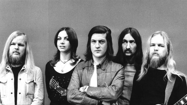 Oprichter Earth & Fire Chris Koerts overleden | NPO Radio 5